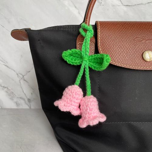 Jual Gantungan Tas Rajut Bunga Lily of the Valley Bag Charm Crochet ...