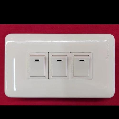 Jual Grid switch saklar 3 gang panasonic full color - Jakarta Pusat ...