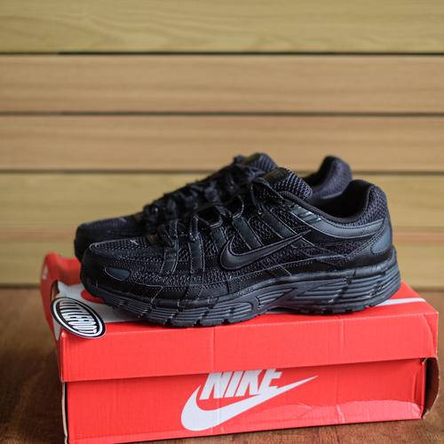 Jual NIKE P6000 TRIPLE BLACK NOIR - 41 - Kab. Sleman - Littlefoot ...