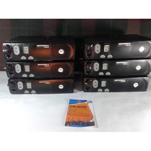 Jual Motorola gm3188 uhf atas Uhf Frekuensi 438 mhz sd 470 mhz gm 3188 ...
