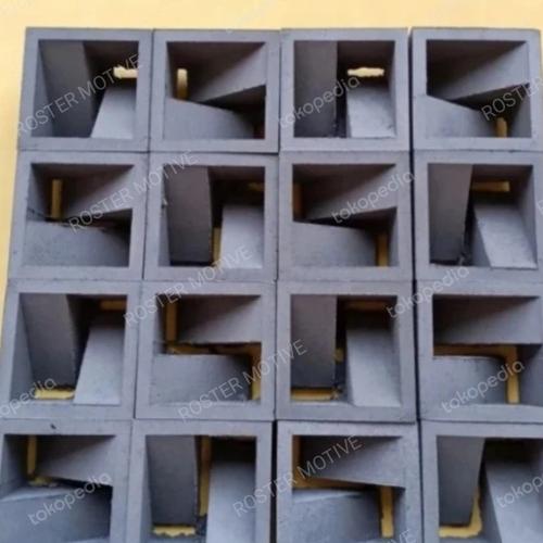 Jual roster motif dadu, roster minimalis ukuran20x20, lubang angin ...