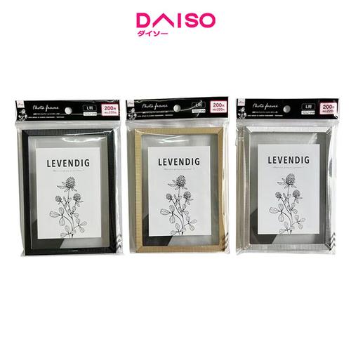Jual Daiso Clear Aluminum Photo Frame -Embossed - For Size L Photo ...