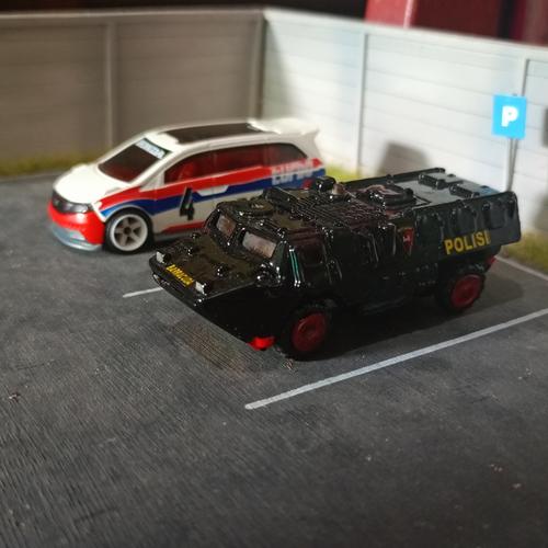 Jual diecast miniatur mobil taktis polisi brimob baracuda anoa panser ...