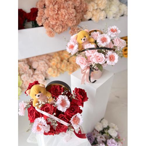 Jual BLOOM BOX EDISI VALENTINE DAY - BOX BUNGA BLOOM BOX BOUQUET BOX ...