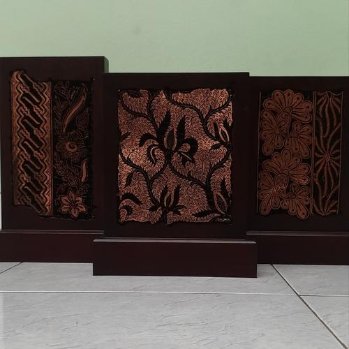 Jual Plakat Souvenir Pajangan Hiasan Meja Cap Batik Tembaga - Jakarta ...