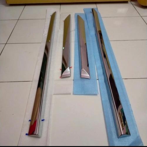 Jual LIST LIS SIDE BODY MOULDING ORIGINAL TOYOTA ALL NEW FORTUNER TRD ...