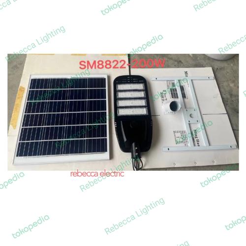 Jual Pju solar panel 200w chip bridgelux pjuts jalan streetlight solar ...