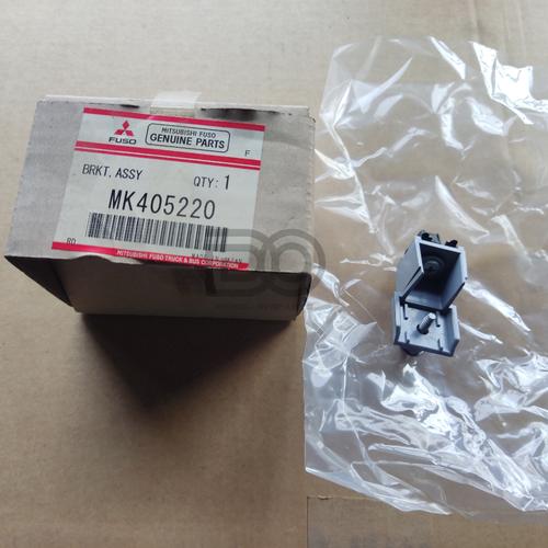 Jual Braket Dudukan Lampu Sein Bawah Canter MK405220 - Jakarta Barat ...