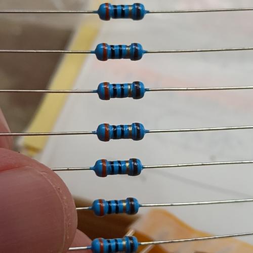 Jual Resistor 30 30R Ohm 1/4Watt Toleransi 1% - Kota Tangerang - Klinik ...