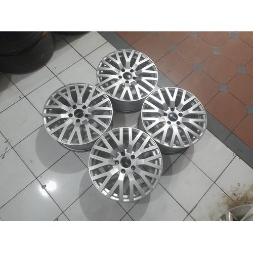 Jual Velg Pelek Mobil Bekas KHAN COSWORTH R17 Untuk Innova Ertiga Camry ...