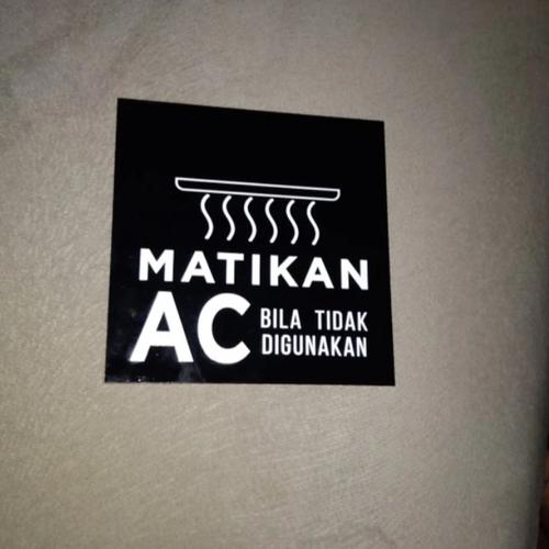 Jual sign board akrilik penanda matikan AC atau lampu custom Kustom desain - Kab. Bekasi ...