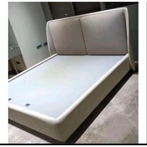 Jual Divan / Difan premium Kolam Sandaran Infinity Bahan Daphnie ...