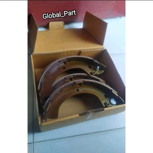 Jual brake shoe L300 kampas rem roda belakang Mitsubishi L 300 diesel asli - Kota Balikpapan ...