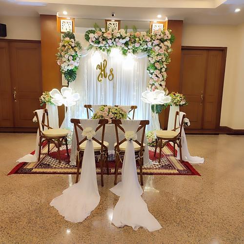 Jual Dekorasi backdrop akad nikah nuansa putih 2 meter - Jakarta Barat ...