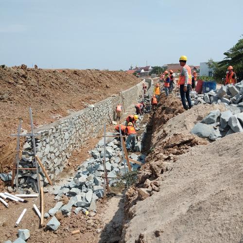 Jual kontraktor pemasangan turap, salurain air, pondasi batu belah ...