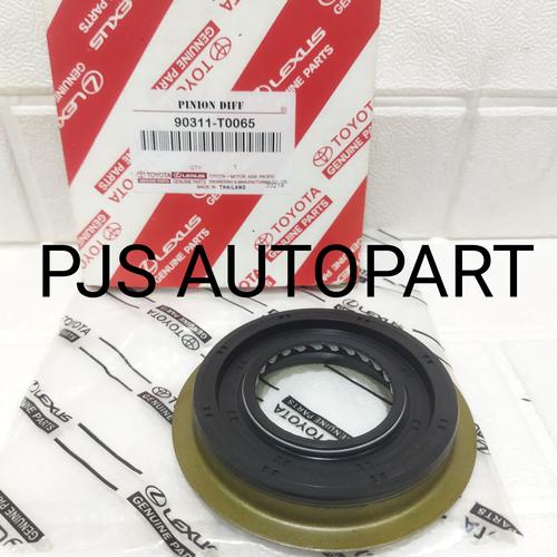 Jual SEAL DIFF BELAKANG TOYOTA HILUX REVO FORTUNER VRZ 2GD 90311-T0065 ...