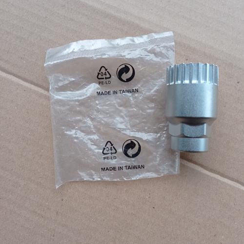 Jual kunci alat tool buka bukaan pembuka BB kotak/bottom bracket taiwan ...