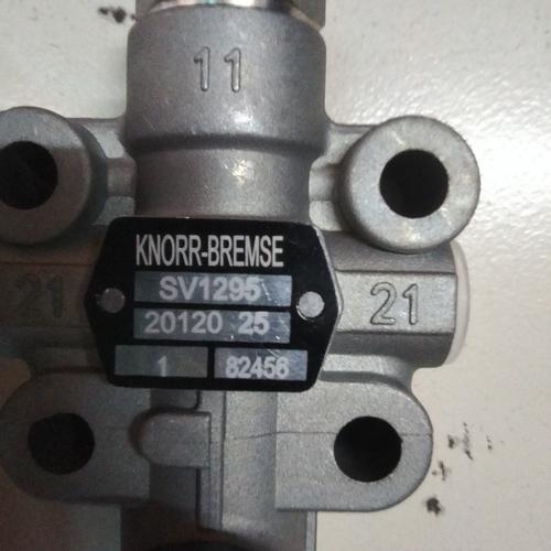 Jual Valve Leveling Bus Mercedes Hino SV1295 / I83250 Adiputro - Kota ...