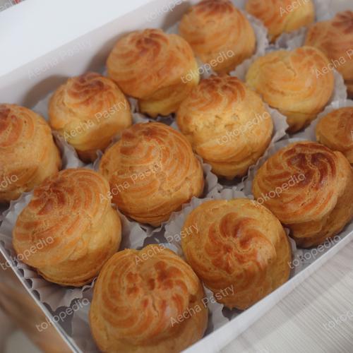 Jual Kue Soes Kue Sus Vla Original Vla Coklat isi 9 - Original 1 box ...