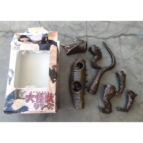 Jual Action Figure Barugon Frozen Monster Barugon 1966 Kaiju X-Plus ...