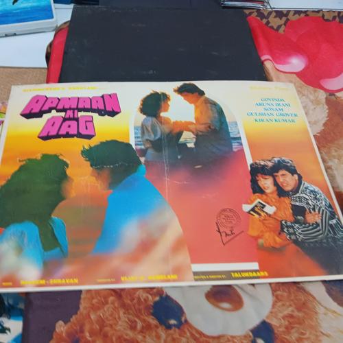 Jual poster film lobby card india apmaan ki aag 1992 govinda - Kota ...
