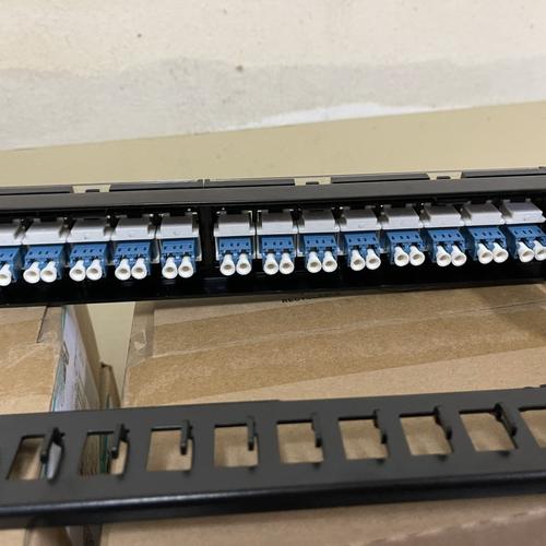 Jual 1U rack mount fiber optic patch panel cabling solution 48 port LC SM - Jakarta Pusat - RAJA ...