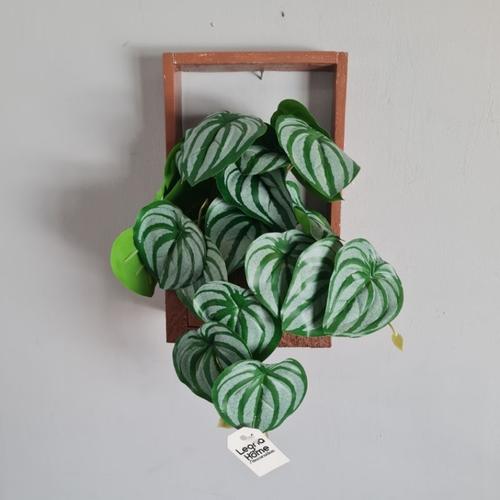 Promo Tanaman Bunga Hias Juntai Plastik Artificial Pot Kayu Gantung ...