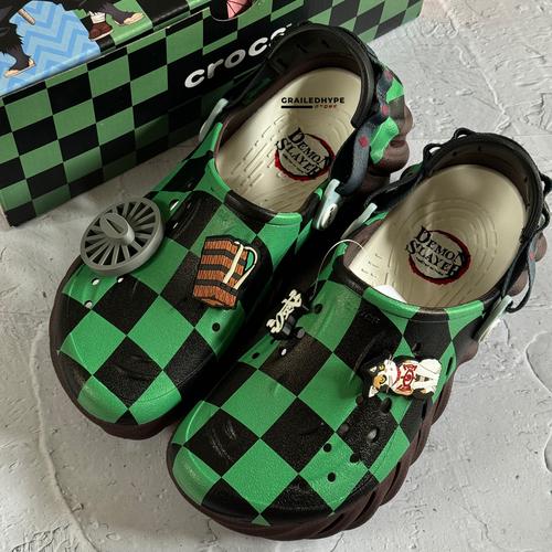 Jual Crocs All Terrain Clog x Demon Slayer Tanjiro (100% Original) - 6 ...