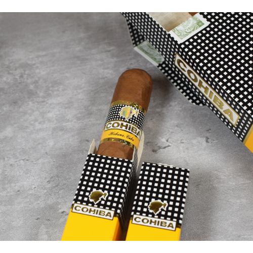 Jual COHIBA ROBUSTOS INDIVIDUAL PACK / PACK OF 3 - Jakarta Barat - CIGARICH | Tokopedia