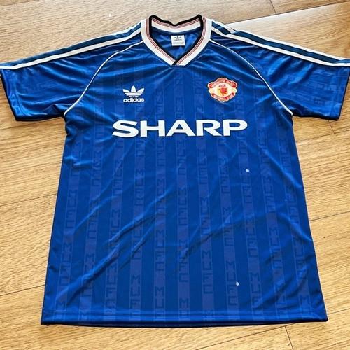 Jual Jersey Retro MU away 88 biru - XL - Jakarta Selatan - Retrojersey ...