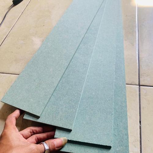 Jual WALL BATTEN HMR HIJAU Tinggi 120cm Lebar 10cm dan 5cm ketebalan ...