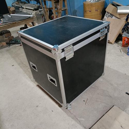 Jual HARDCASE LED FLIGHT CASE VIDEOTRON isi 6 buah - Kab. Bogor - RD ...