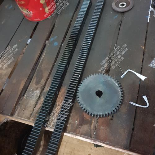 Jual 1 Set pembuatan custom rack and pinion. rack gear dan spur gear ...