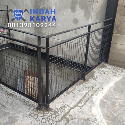 Jual Railing tangga balkon industrial special mesh kawat loket - Kota ...