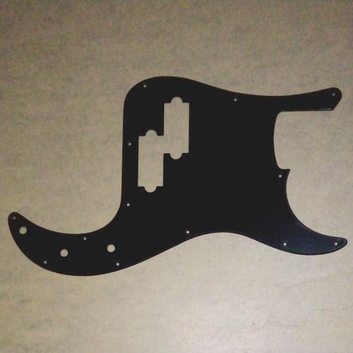 Jual Pickguard precision bass squier ori bisa utk cort fender Bacchus ...