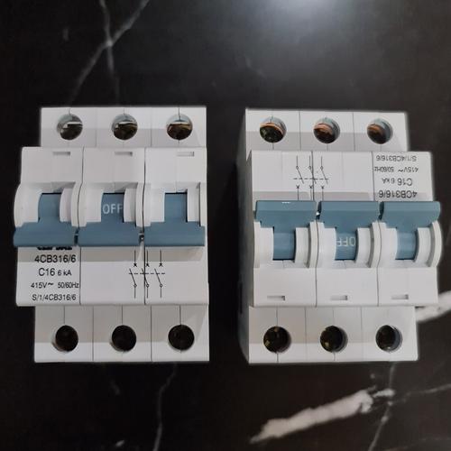 Jual MCB Circuit Breaker CLIPSAL 4CB316-6 16A Three Pole 3P 6kA Kurva C ...