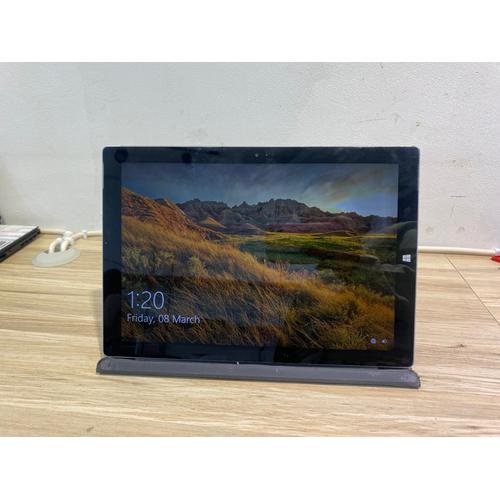Jual MICROSOFT SURFACE PRO 3 SECOND BERGARANSI - CI3 4GB/64GB - Jakarta ...