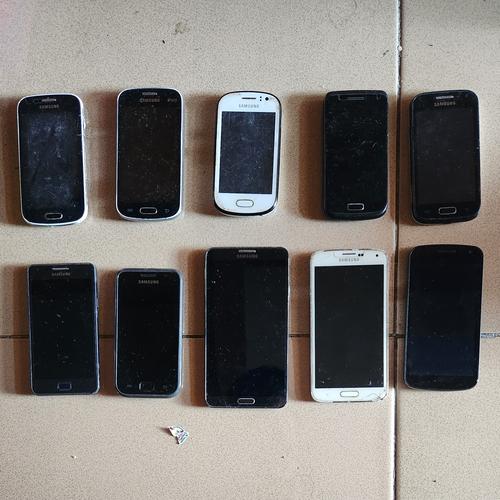 Jual macam macam Hp samsung bekas galaxy fame, s2 plus, s i9000, ace 2 ...