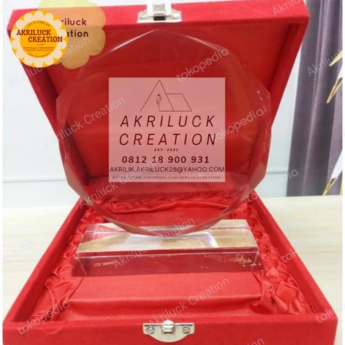Jual Plakat Kosongan Akrilik Model Bevel tebal 10mm (1cm) + Box Bludru ...