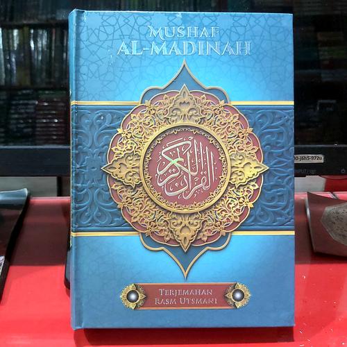 Jual Al Quran Mushaf Al Madinah Terjemah A5 Rasm Utsmani Madinah alif ...