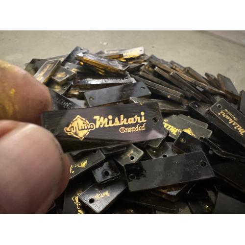 Jual Label Hijab / Label Akrilik / Label Brand Akrilik Gold + Hitam ...