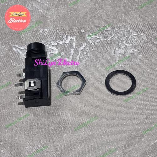 Jual SOKET AKAI MONO 3P PLASTIK 3PIN SOCKET 3 PIN 6.5MM - Kota ...
