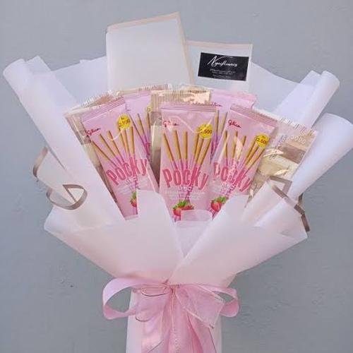 Jual BUCKET BUNGA SNACK WISUDA/BUKET SNACK/BUKET ANNIVERSARY/BUKET ...