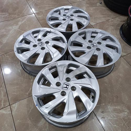 Jual VELG MOBIL BEKAS OEM HONDA MOBILIO R15 PCD 4X100 COCOK BUAT BRIO CITY - Jakarta Selatan ...