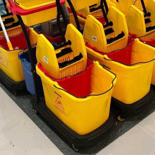 Jual Ember Peras Pel Troli Wringer Serbaguna 35 Liter Krisbow - Kab ...