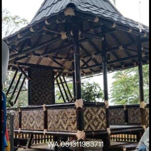 Jual saung bambu hitam gazebo bambu ukuran 2x3 harga satuan - Kota ...