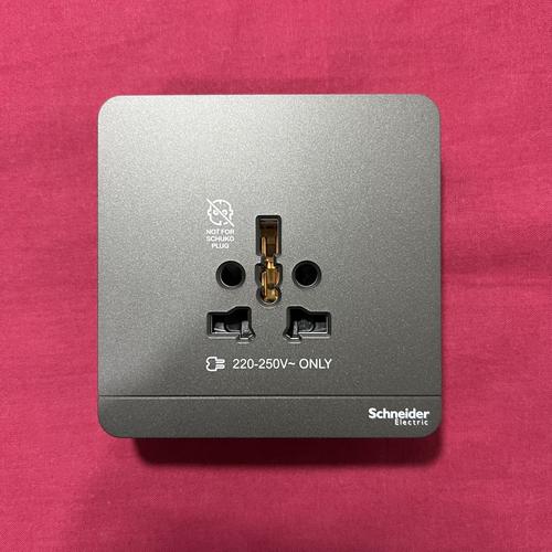 Jual E83426TS-DG Stop Kontak Internasional Dark Grey AvatarOn Schneider ...
