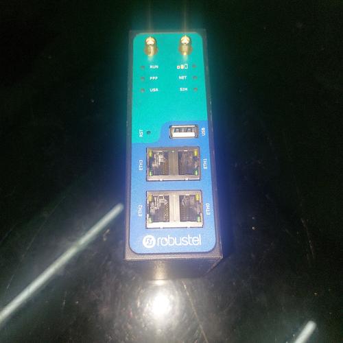 Jual ROBUSTEL R3000-Q4LB INDUSTRIAL CELLULAR ROUTER BO19738 - Jakarta ...