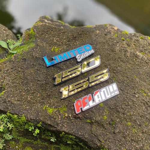 Jual Emblem Motor Text HURUF dan ANGKA Akrilik Timbul 3D - 160 - Kota ...