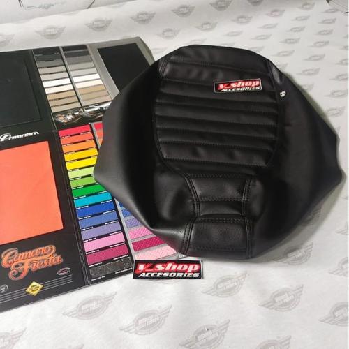 Jual Sarung Cover Kulit Jok Honda Stylo 160 Mbatech Model Caferacer ...